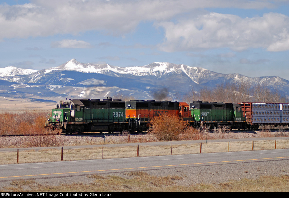 BNSF 2874, 2711, 2907